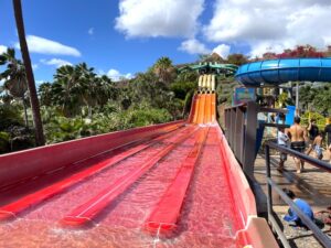 ハワイのウォーターパーク「ウェット＆ワイルド」を徹底解析！（プール） 〜スライダー、持ち物、ロッカー、行き方など〜