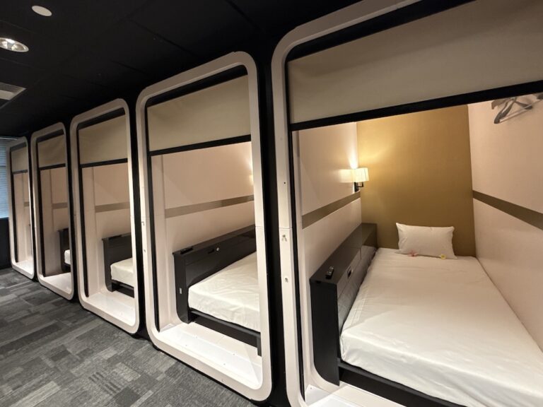 ハワイ、ワイキキにカプセルホテルが登場！